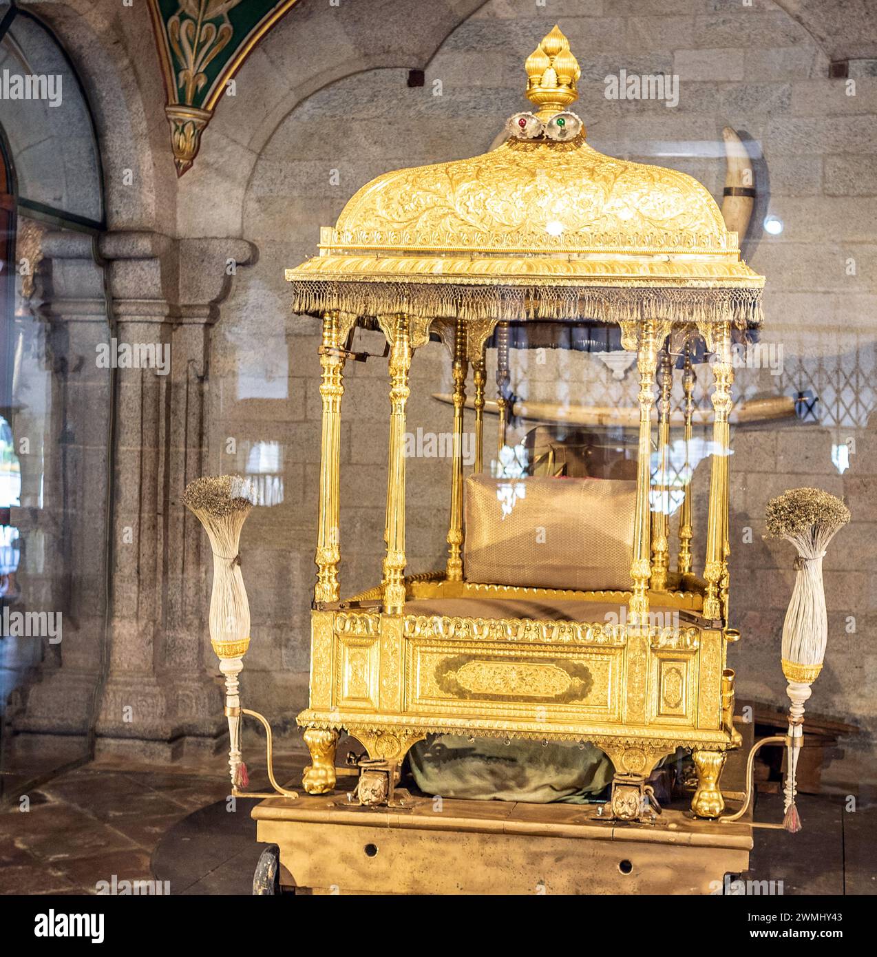 A Golden Chariot at Mysore Palace Karnatika India Stock Photo - Alamy