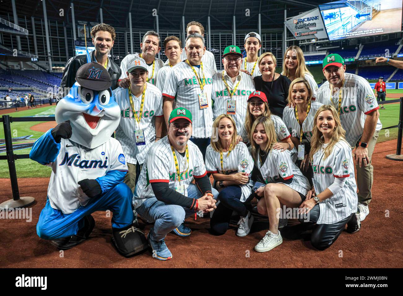 MIAMI, FLORIDA - FEBRUARY 2: Enrique Mazón throwing the first ball ...