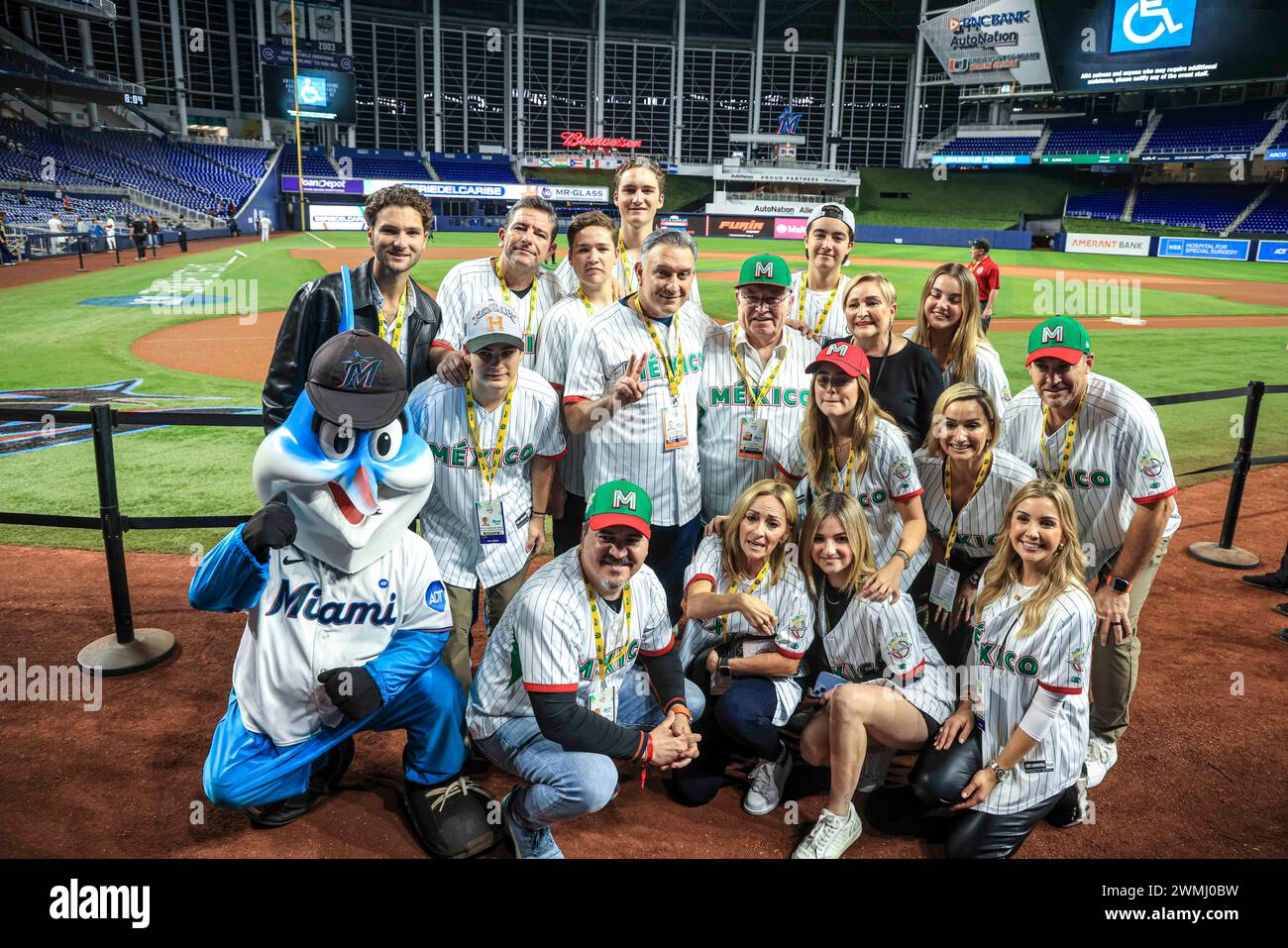 MIAMI, FLORIDA - FEBRUARY 2: Enrique Mazón throwing the first ball ...