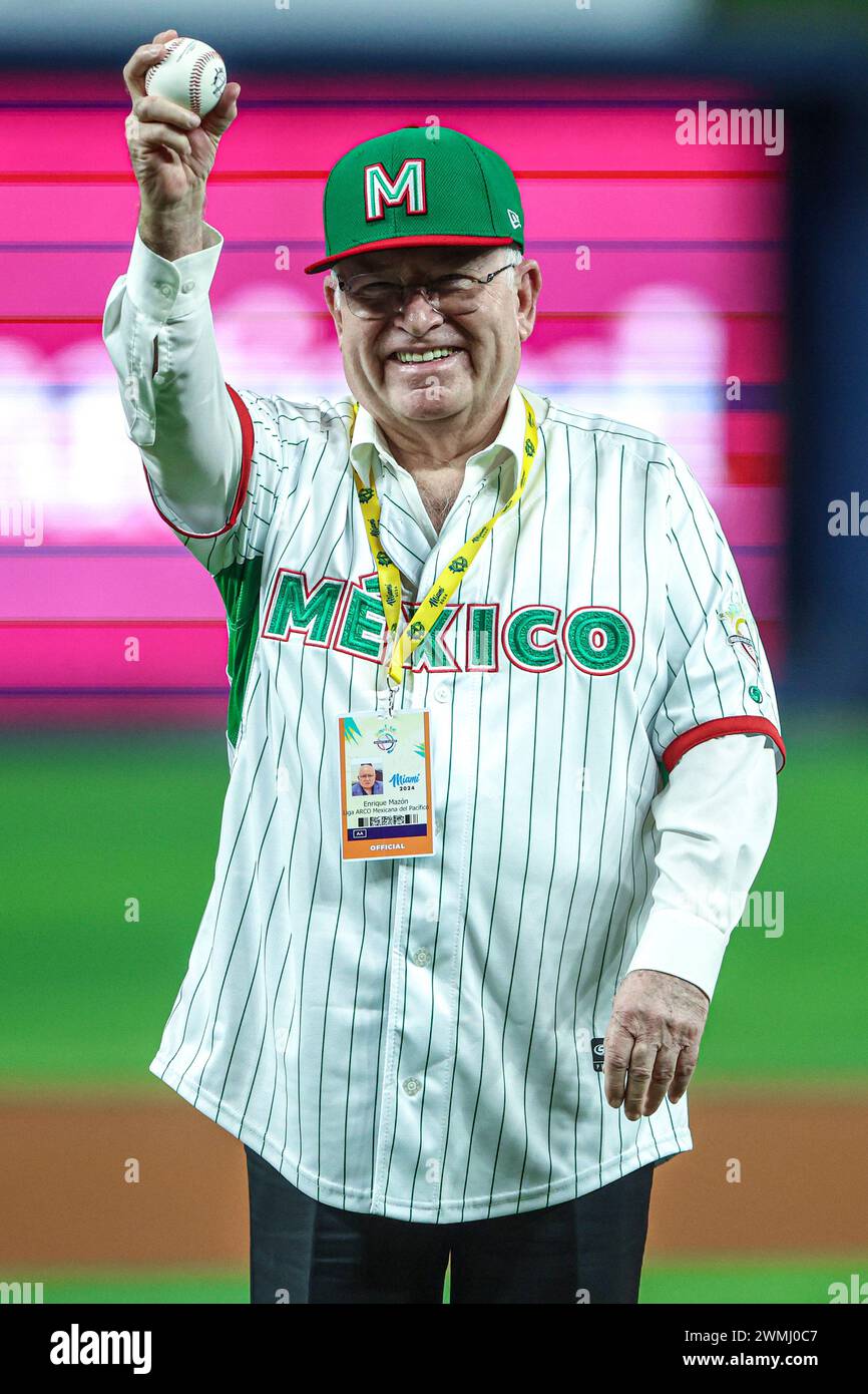 MIAMI, FLORIDA - FEBRUARY 2: Enrique Mazón throwing the first ball ...