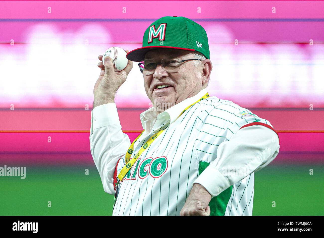 MIAMI, FLORIDA - FEBRUARY 2: Enrique Mazón throwing the first ball ...