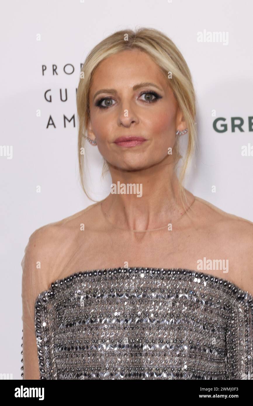 Hollywood, USA. 25th Feb, 2024. Sarah Michelle Geller attends the 35th ...