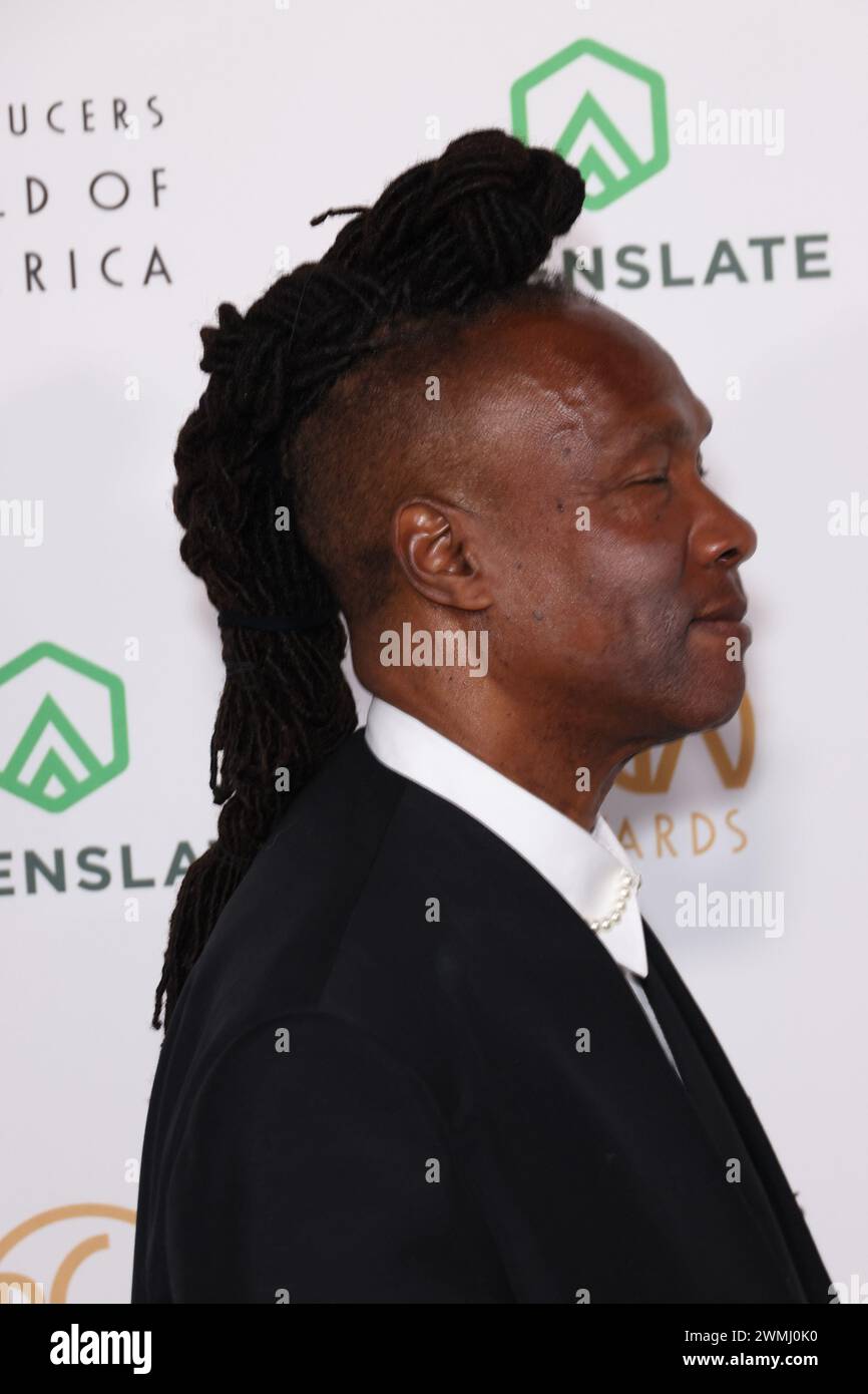 Hollywood, USA. 25th Feb, 2024. Roger Ross Williams attends the 35th ...