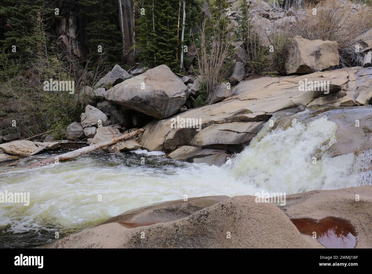 The Roaring Fork River plunging over boulders through the White River ...