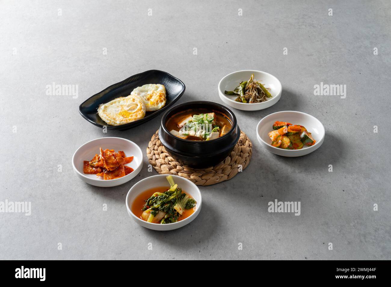 cheonggukjang, fast-fermented bean paste Old, chicken soup, fried ...