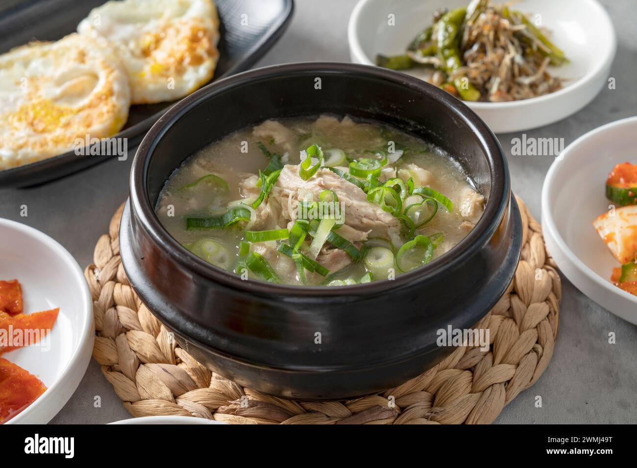 cheonggukjang, fast-fermented bean paste Old, chicken soup, fried ...