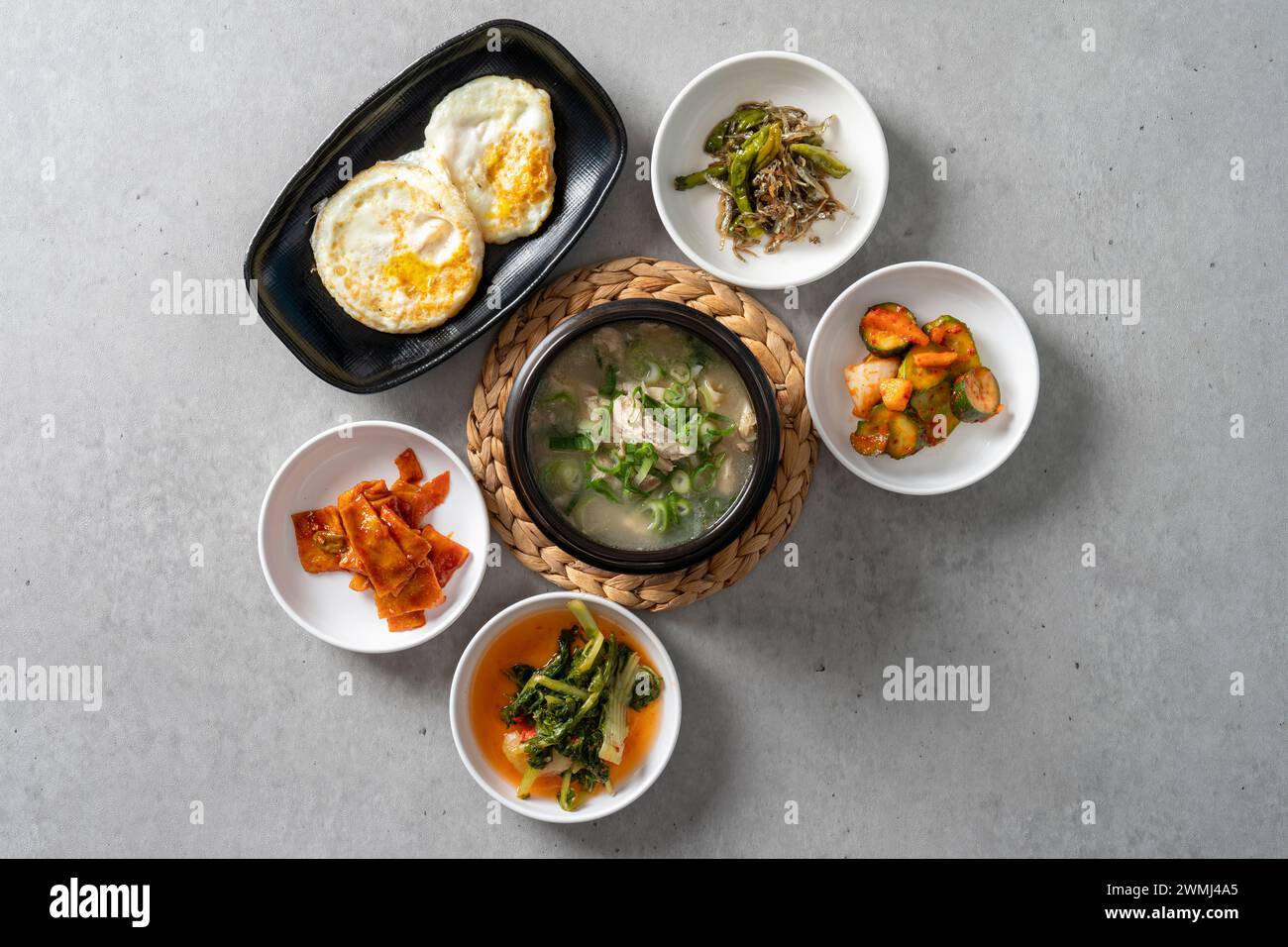 cheonggukjang, fast-fermented bean paste Old, chicken soup, fried ...