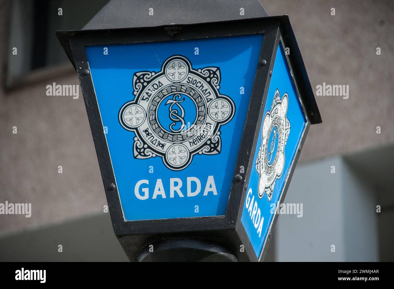 Garda siochana logo hi-res stock photography and images - Alamy
