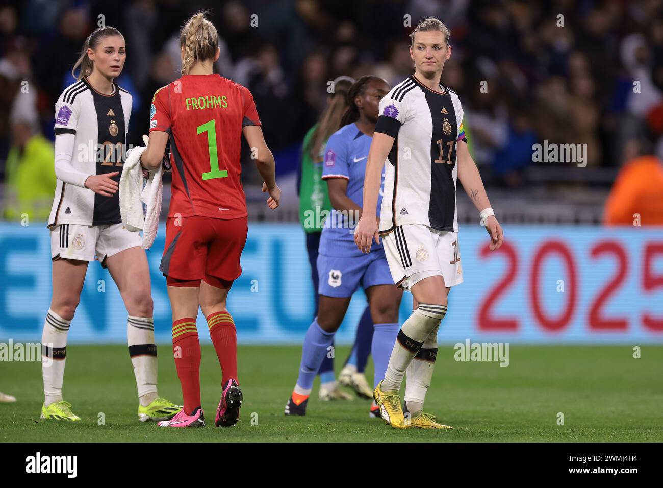 Femminile jule hi-res stock photography and images - Alamy