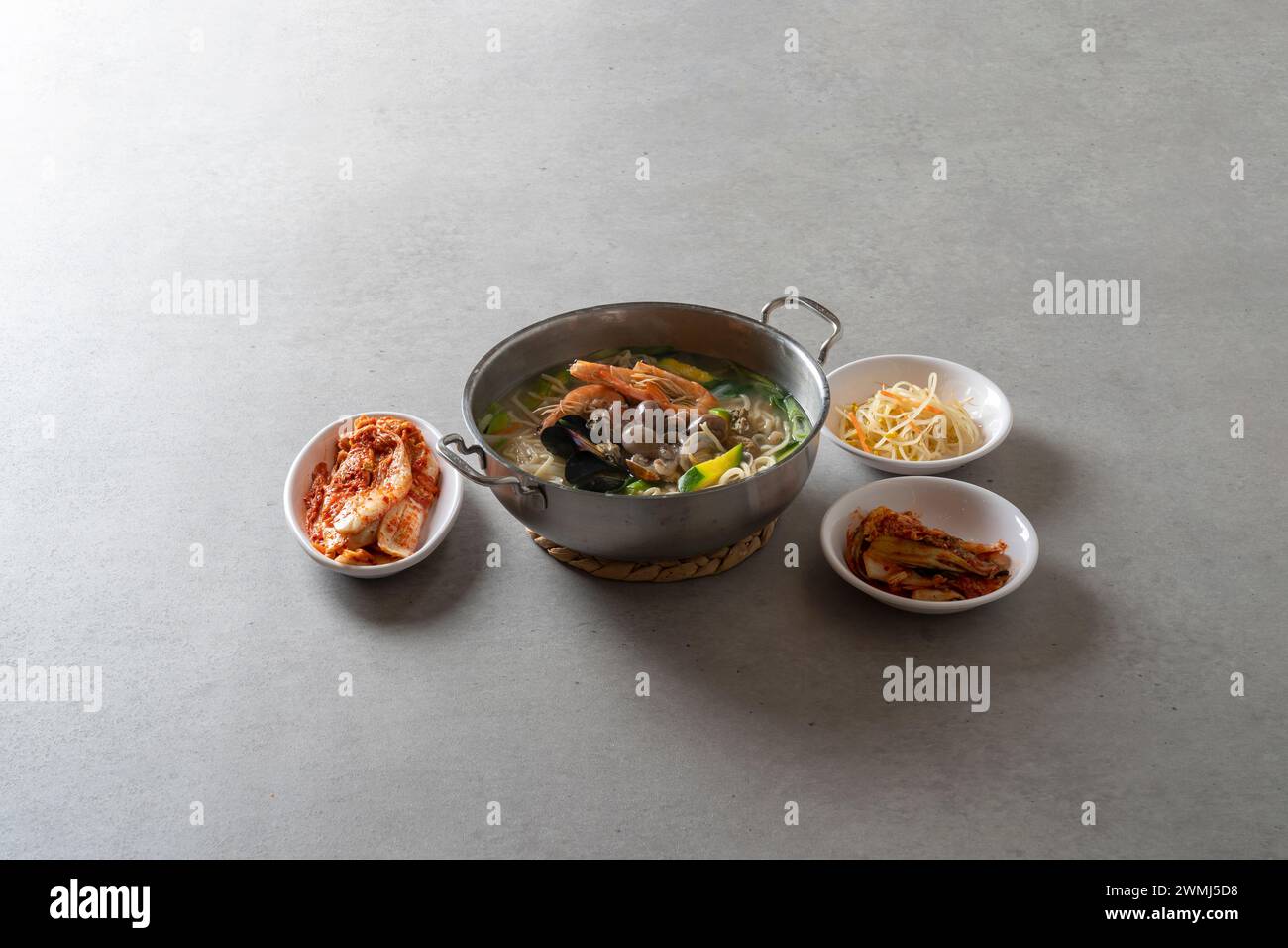 Kalguksu Dumpling Seafood Dumpling Hot Pot noodle Korean food dish ...