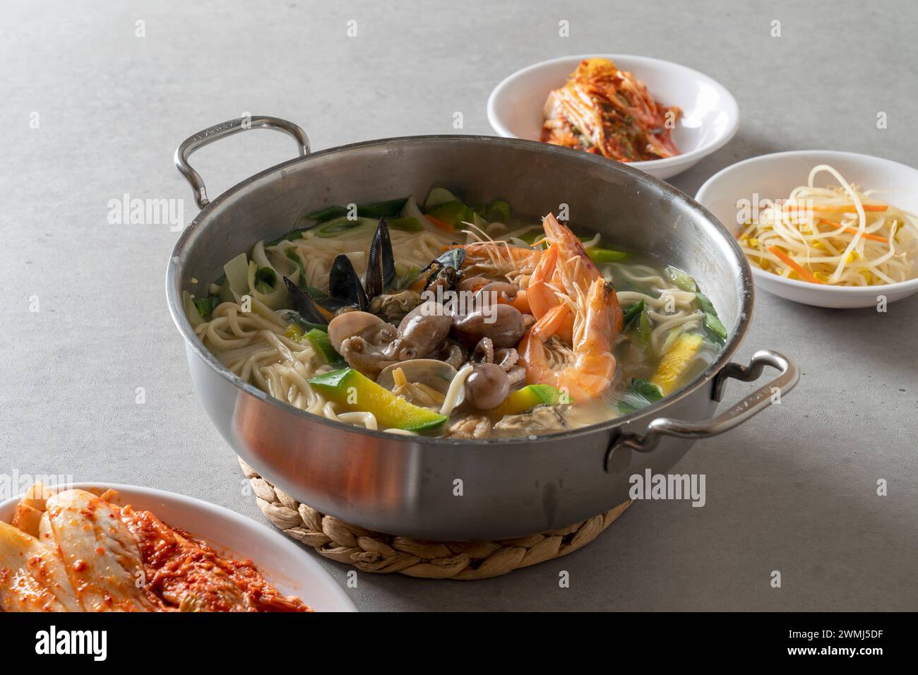 Kalguksu Dumpling Seafood Dumpling Hot Pot noodle Korean food dish ...