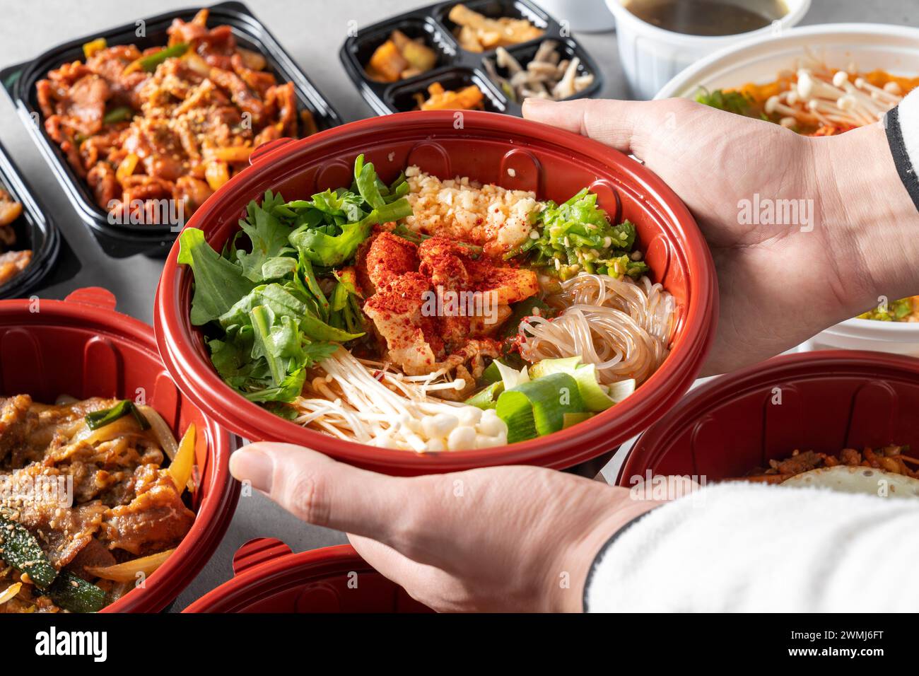 Red pepper paste bulgogi pork stew stew pork Chinese bibimbap Korean ...