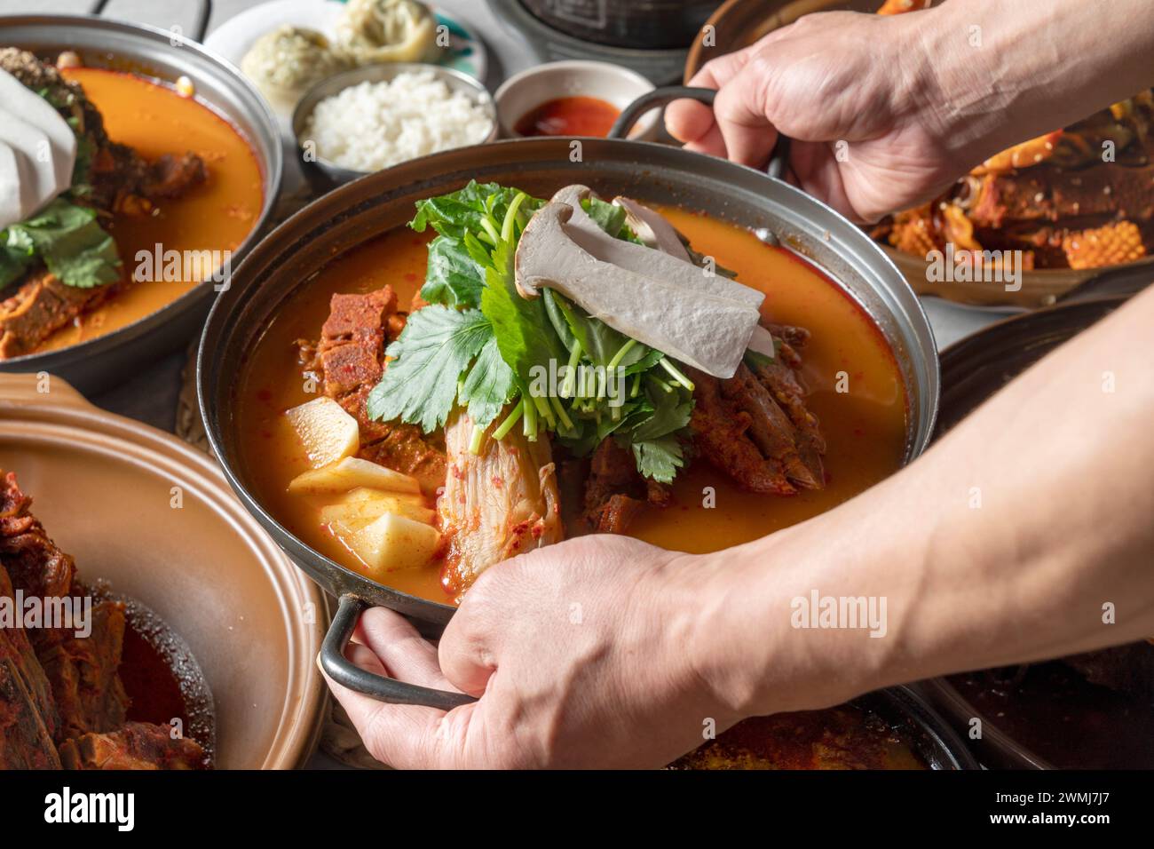 Pork rib hangover soup, marketplace rice soup, boneless bone hangover ...