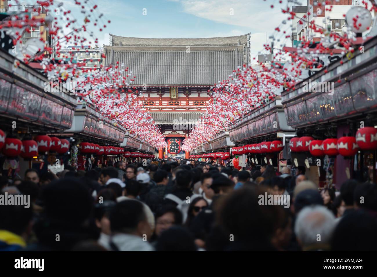 Crowds Along Nakamise Dori The Main Street Leading Up To The Main Crowds Along Nakamise Dori The Main Street Leading Up To The Main