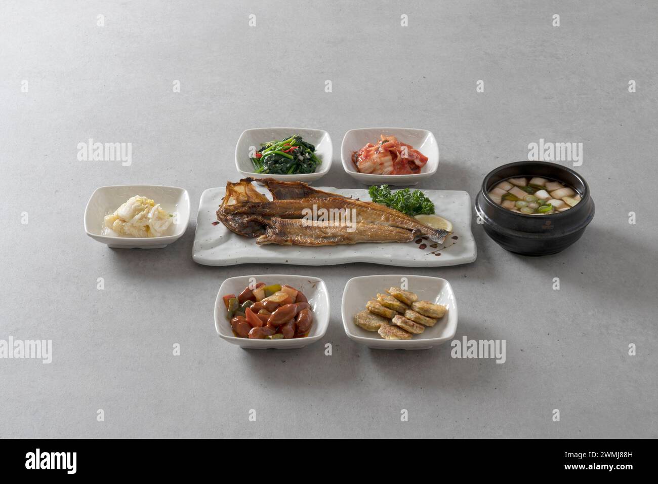 Grilled hairtail, grilled mackerel, grilled back-handled fish, grilled ...