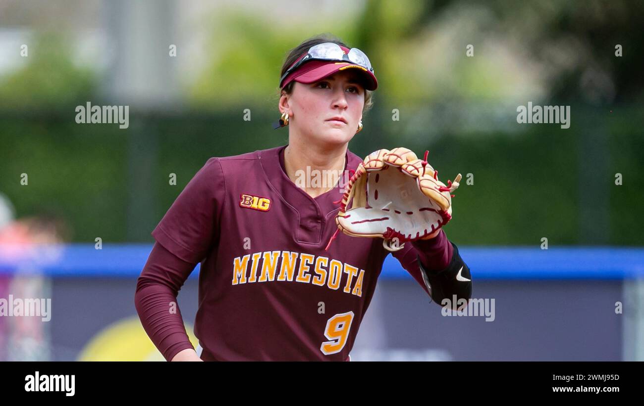 Minnesota infielder Jess Oakland (9) prepares to catch the ball against ...
