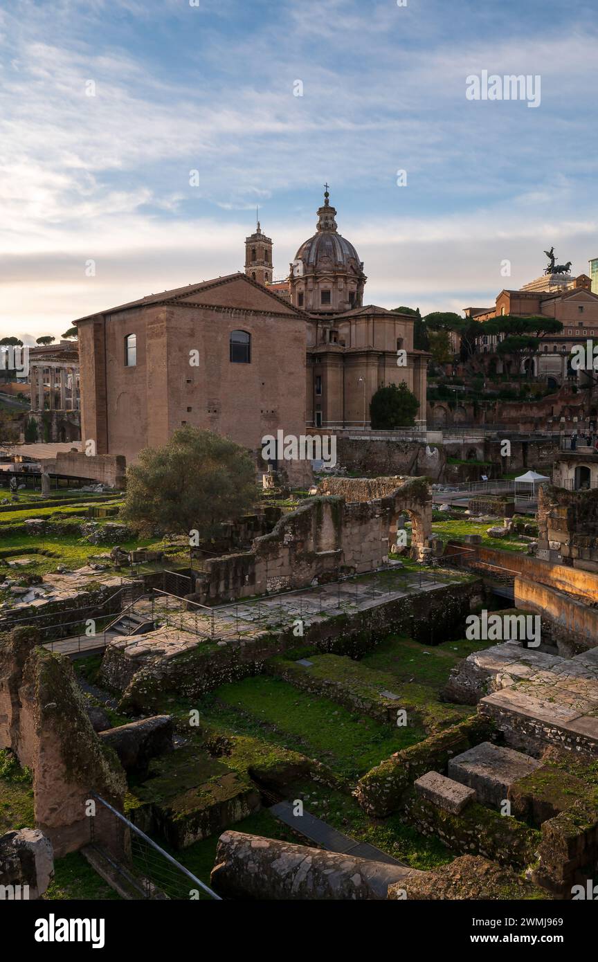 History of antiquity hi-res stock photography and images - Alamy