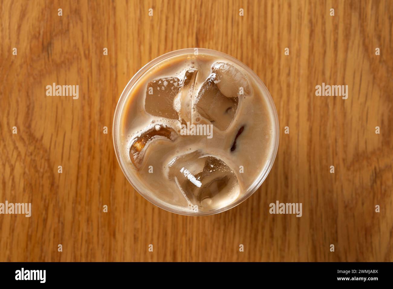 Vanilla latte, vanilla cream, Americano, coffee, milk tea, iced tea ...