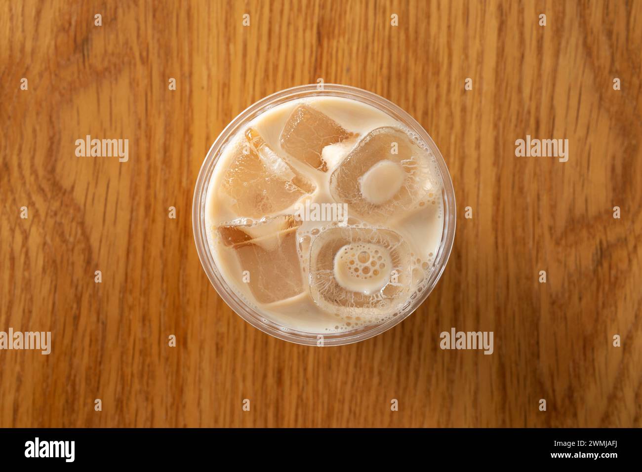 Vanilla latte, vanilla cream, Americano, coffee, milk tea, iced tea ...