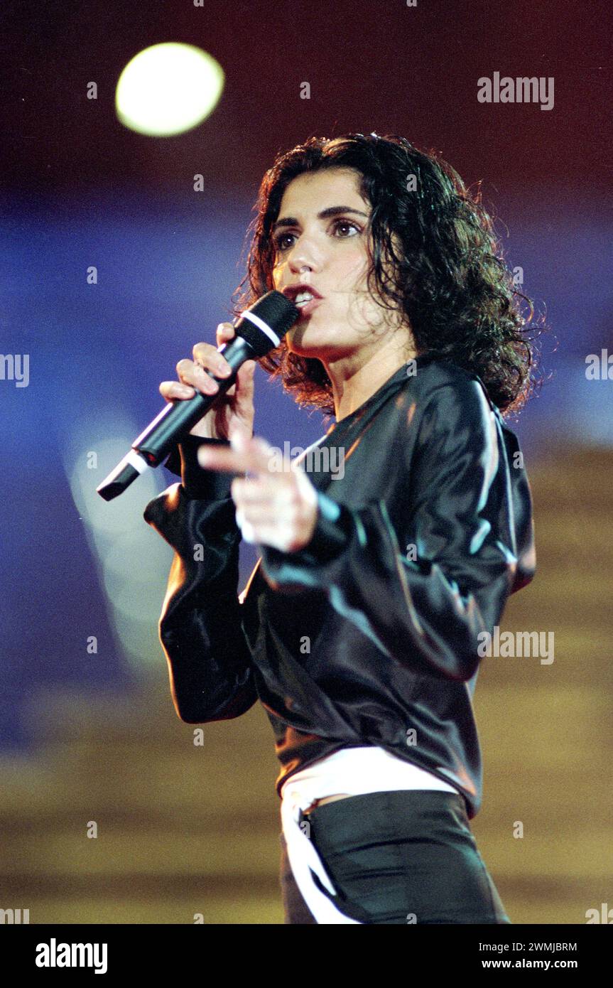 Verona Italy 09/09/2001: Giorgia, Italian singer, during the television ...