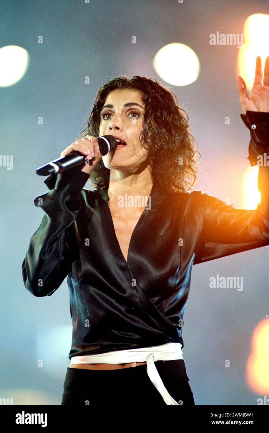 Giorgia photos 2001 hi-res stock photography and images - Alamy