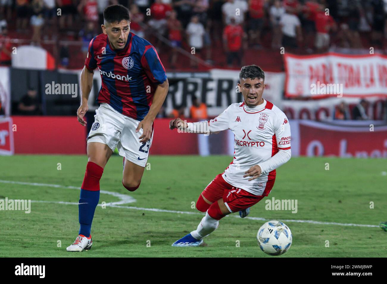 Huracan vs san lorenzo hi-res stock photography and images - Alamy Huracan vs san lorenzo hi-res stock photography and images - Alamy