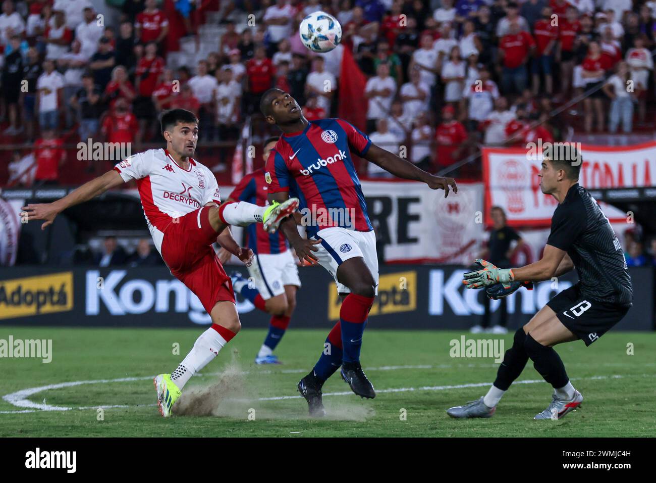 Huracan vs san lorenzo hi-res stock photography and images - Alamy Huracan vs san lorenzo hi-res stock photography and images - Alamy