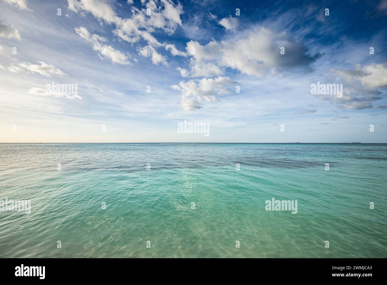 Relaxing seascape with wide horizon of the sky and the sea. Sunshine ...