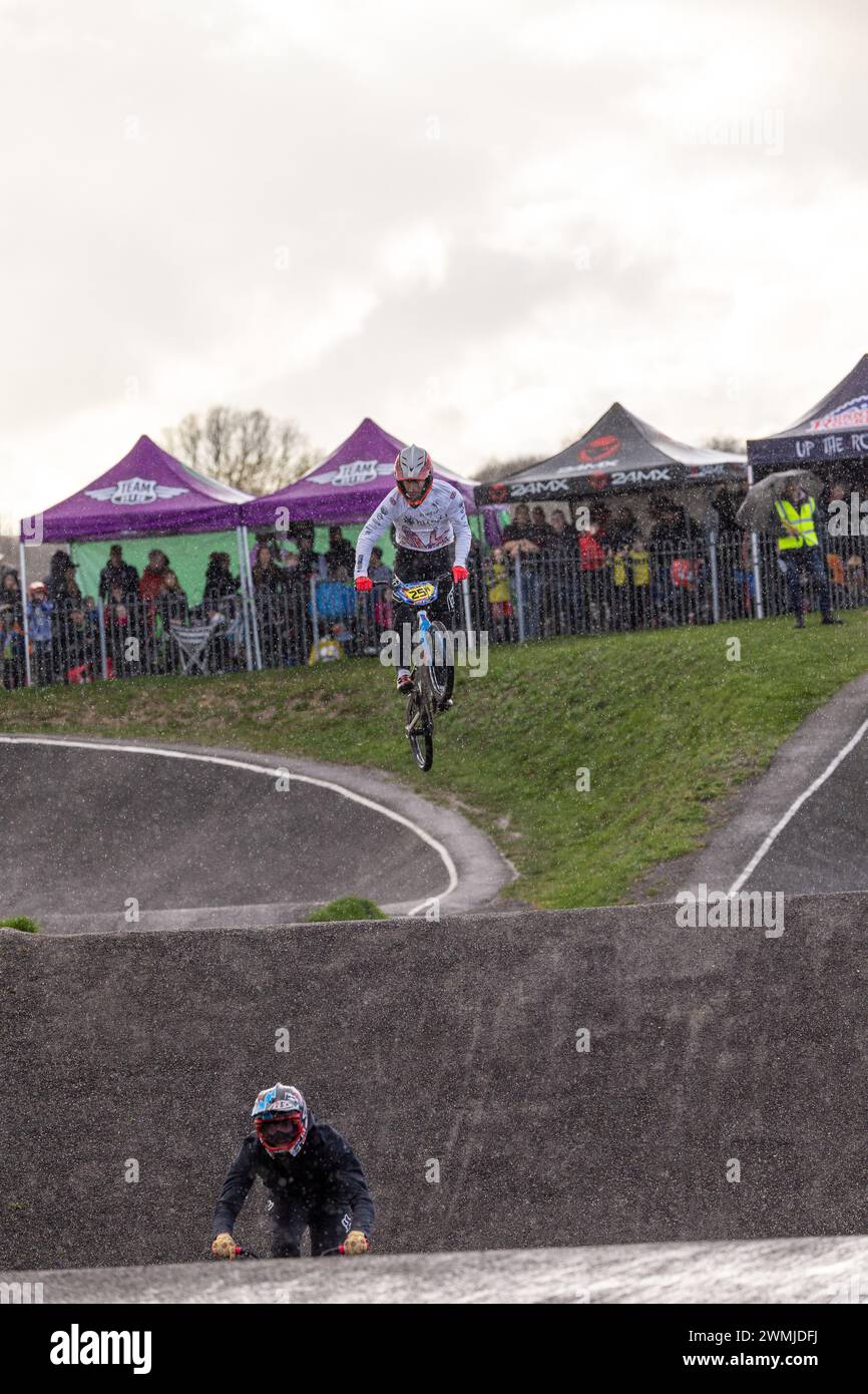 Bmx night racing hi-res stock photography and images - Alamy