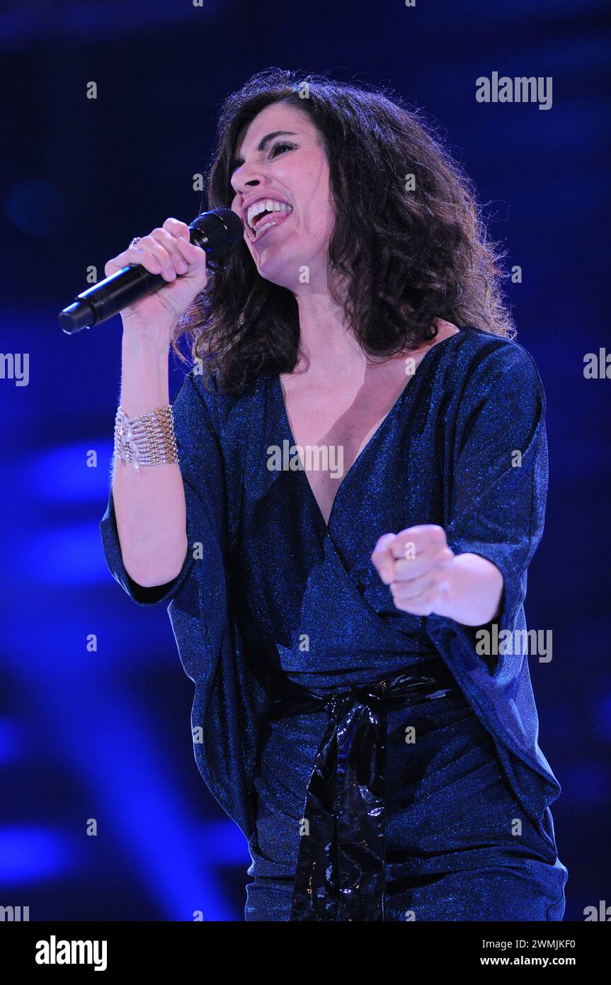 Verona Italy 07/06/2009 : Giorgia,Italian singer, during the Wind Music ...