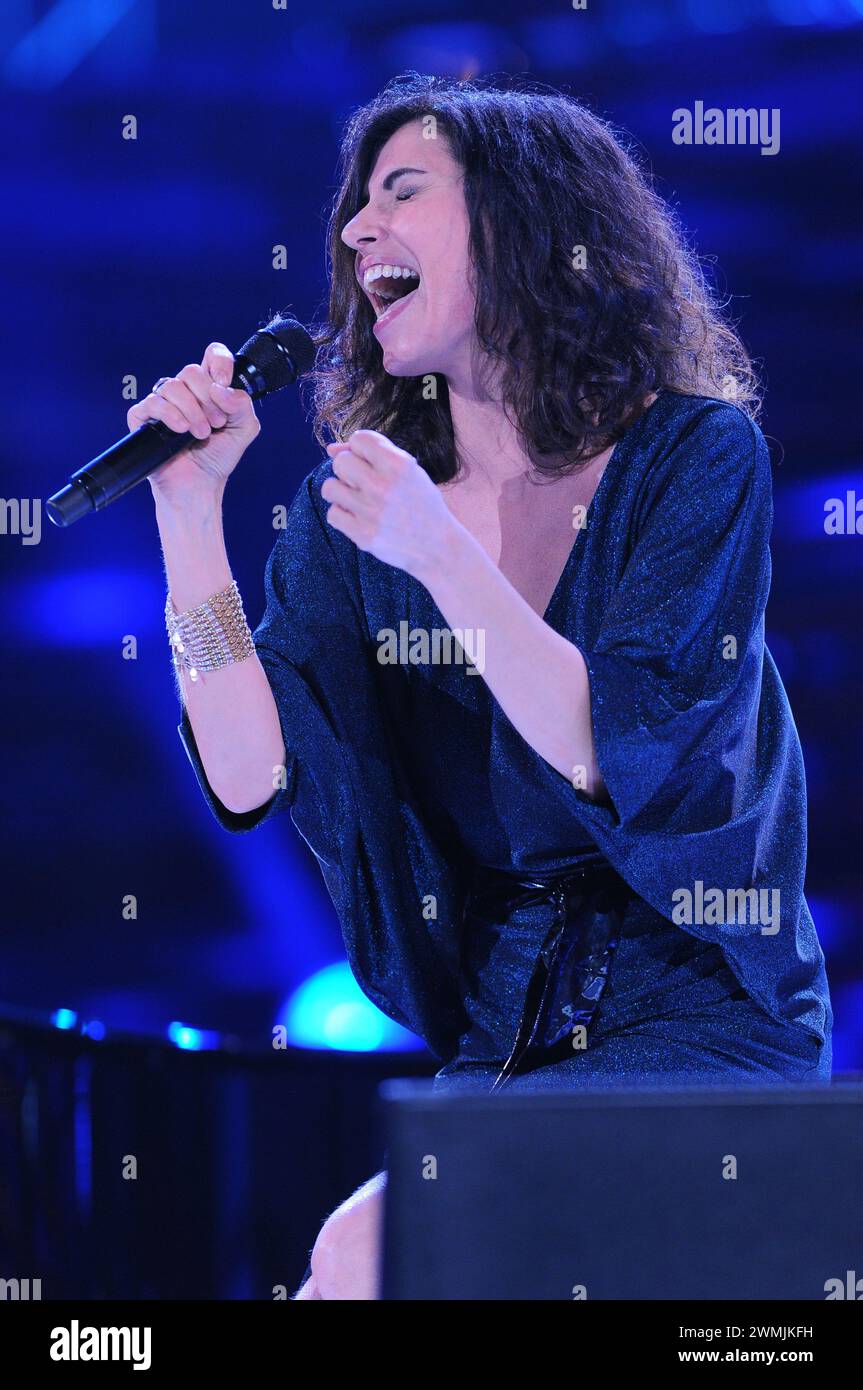Verona Italy 07/06/2009 : Giorgia,Italian singer, during the Wind Music ...