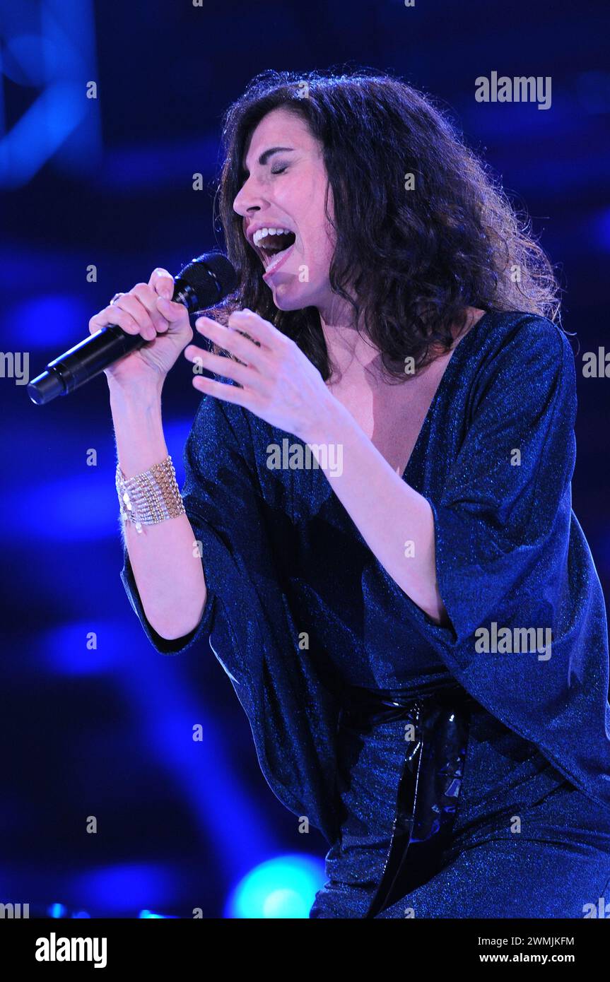 Verona Italy 07/06/2009 : Giorgia,Italian singer, during the Wind Music ...