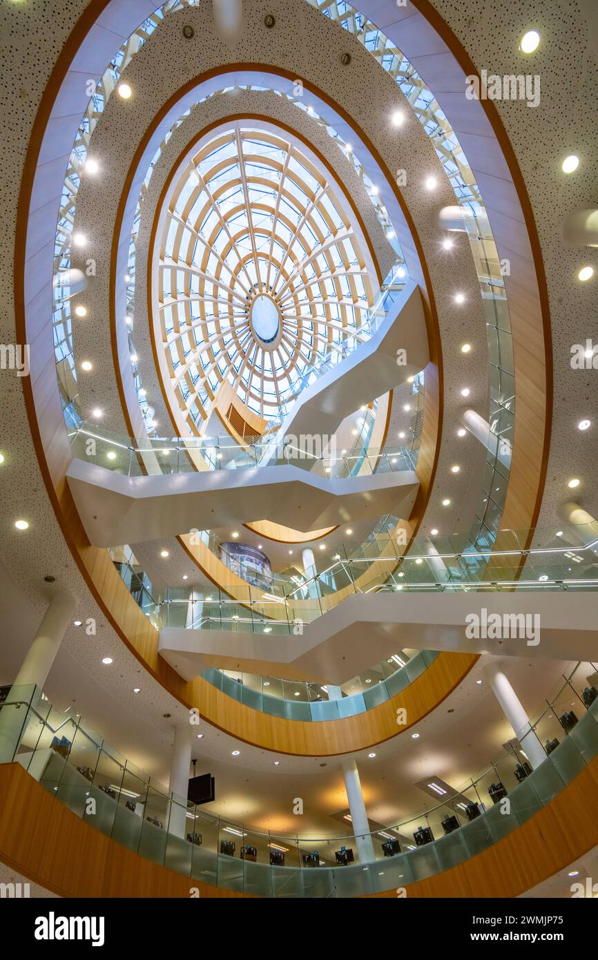 Looking upon into the Atrium of Liverpool central library Stock Photo ...