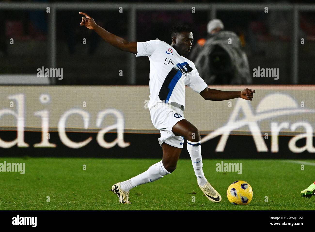 Ebenezer Akinsanmiro of FC Internazionale in action during the Serie A ...