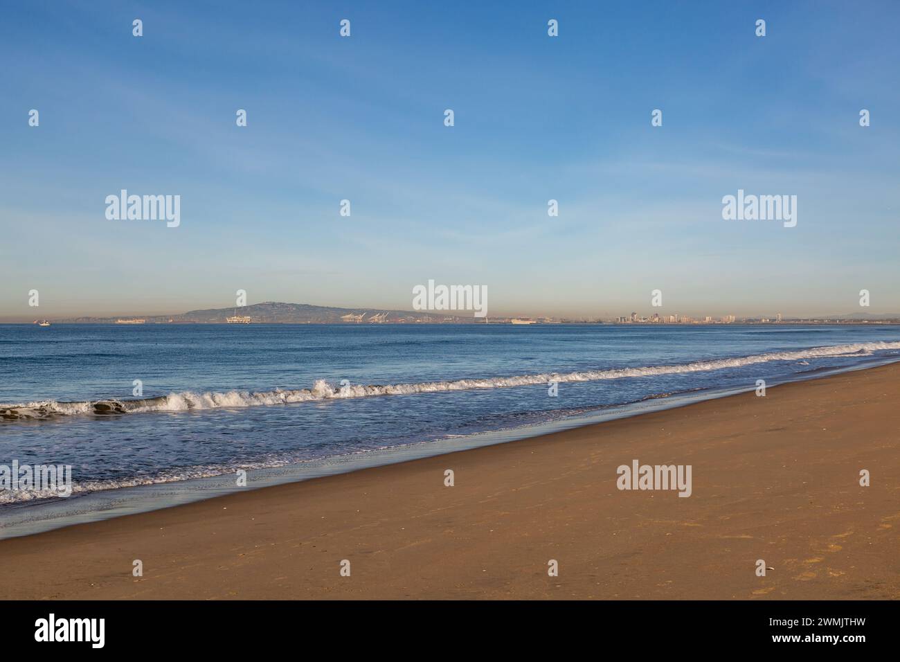 Ocean sandy beach california coast hi-res stock photography and images ...