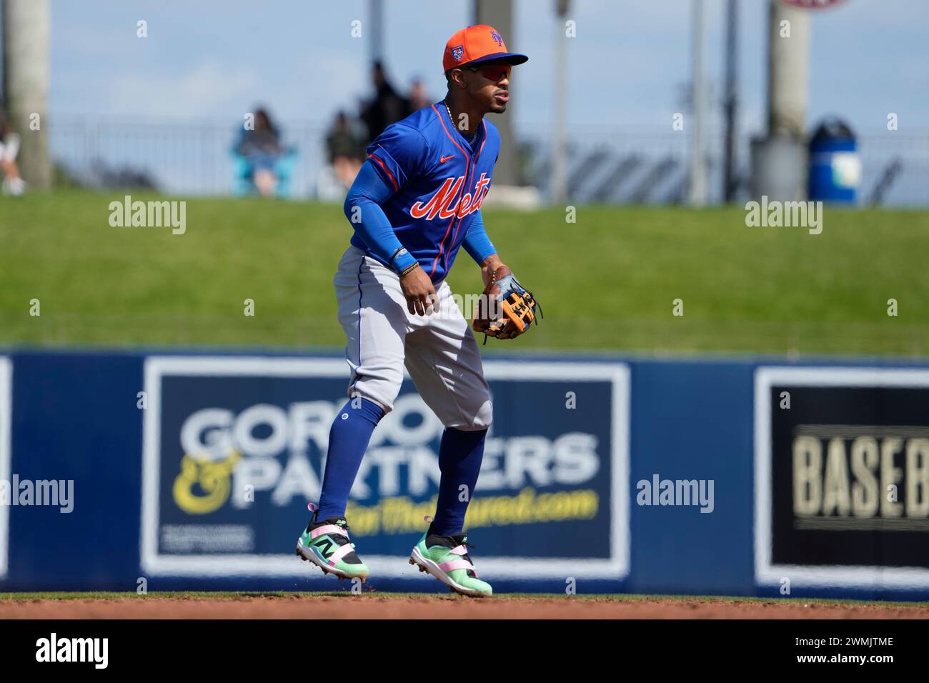 New York Mets shortstop Francisco Lindor takes up his position during ...