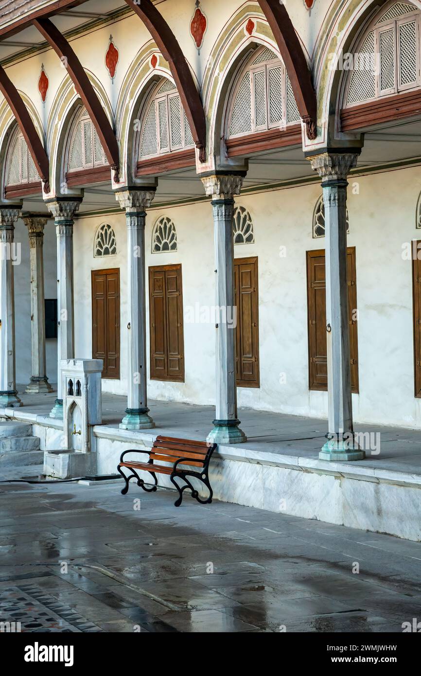 Arches, columns and bench, Harem, Topkapi Palace, Istanbul, Turkey ...
