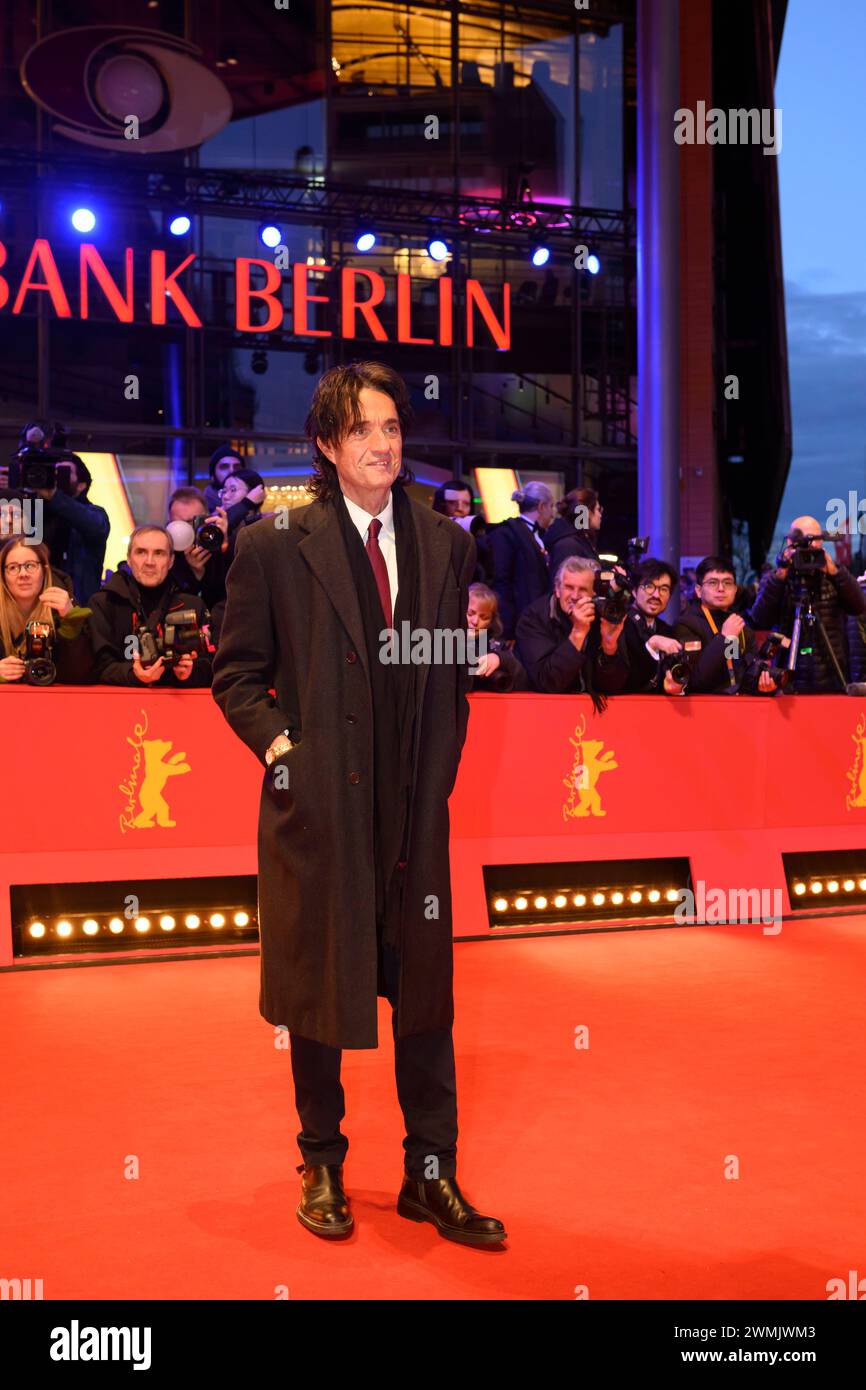 Der italienische Schauspieler Giulio Base vor der Preisverleihung bei ...