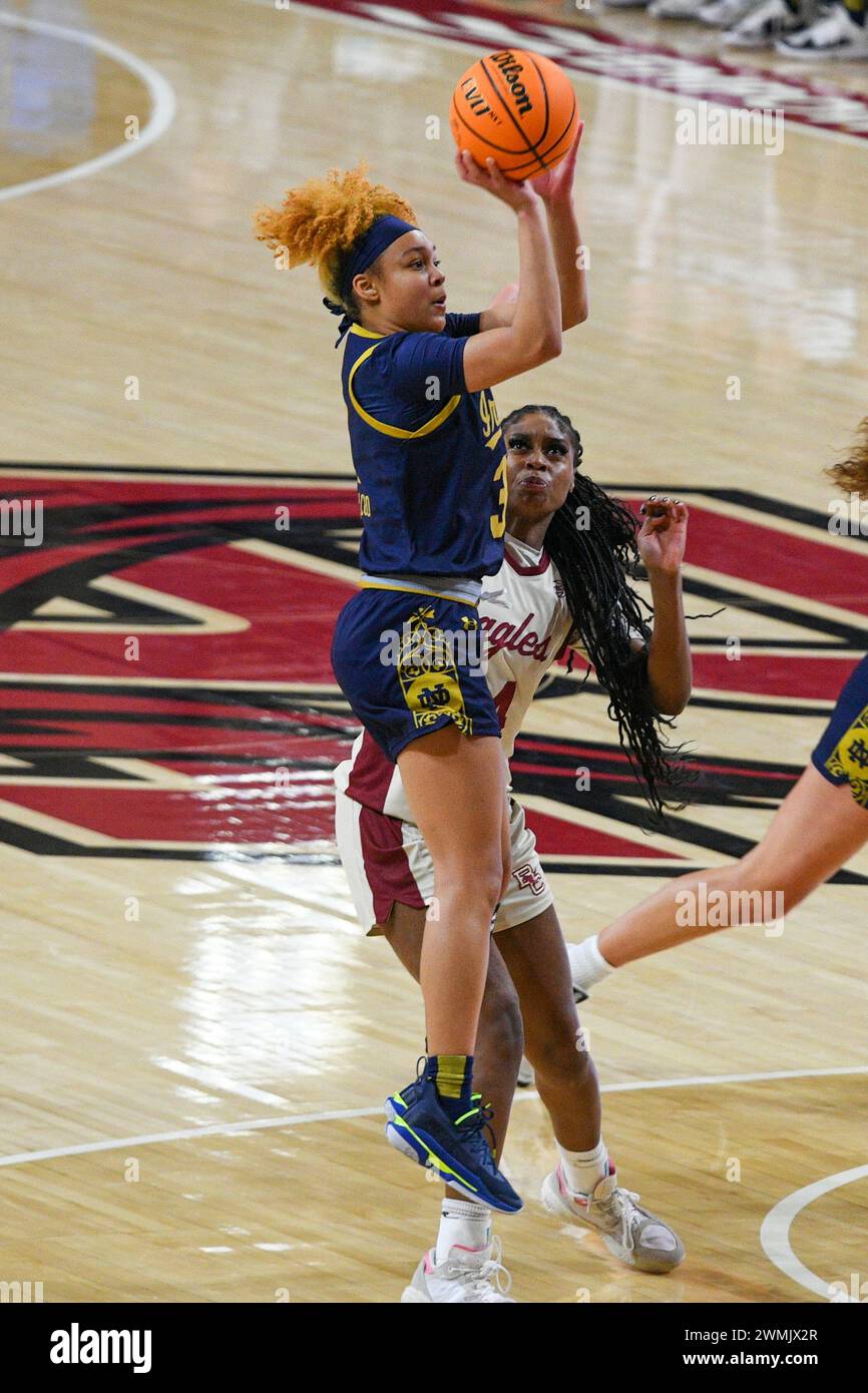 CHESTNUT HILL, MA - FEBRUARY 25: Notre Dame Fighting Irish guard Hannah Hidalgo (3) shoots the ...
