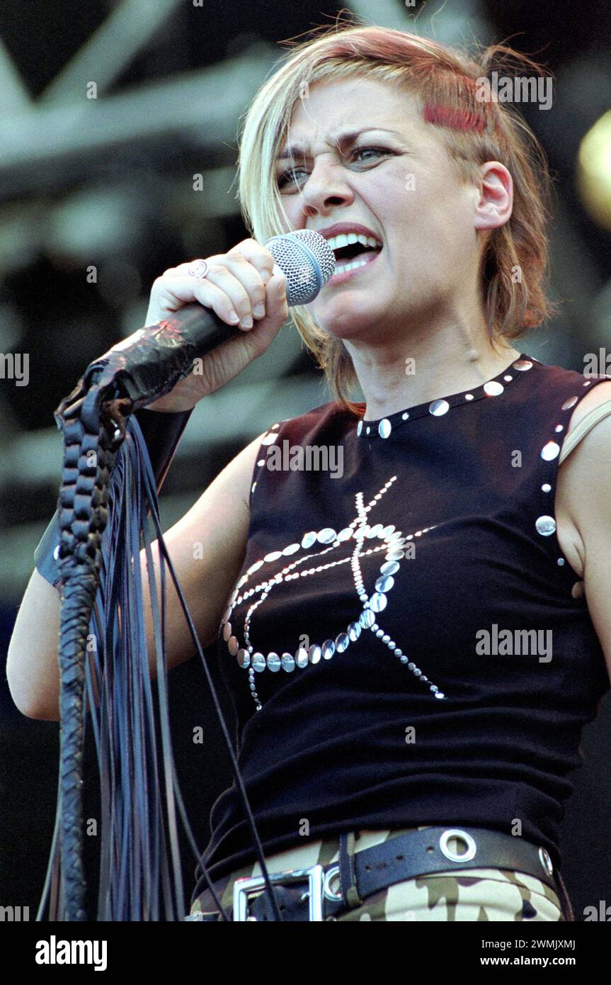 Imola Italy 2001-06-16: Irene Grandi, Italian singer,during the live ...