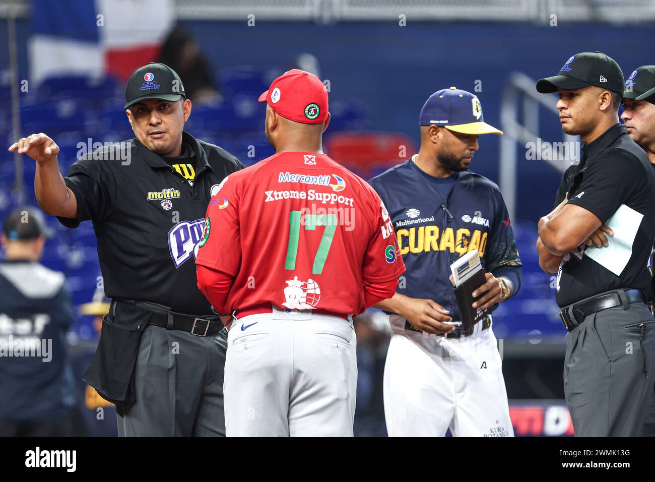 MIAMI, FLORIDA - FEBRUARY 2: Jose Mayorga manager Federales de Chiriquí ...