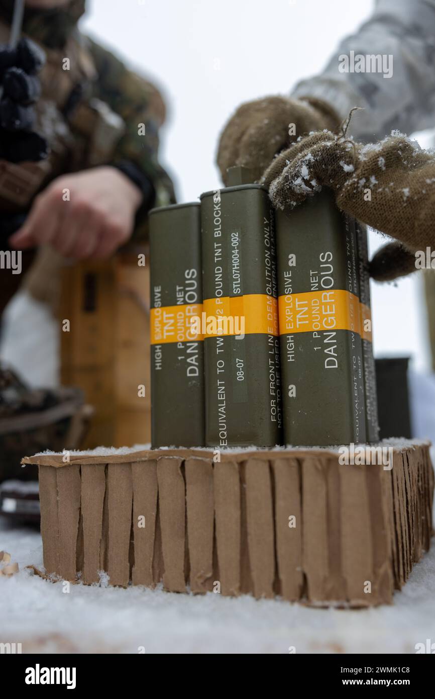 U.S. Marines assigned to Combat Logistics Battalion 6, Combat Logistics ...