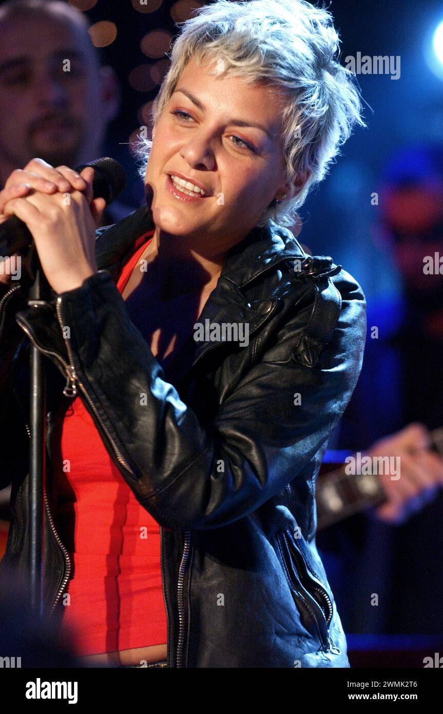Irene grandi live concert 2005 hi-res stock photography and images - Alamy