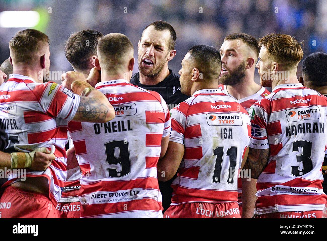 Wigan, England - 24th February 2024 - Scuffle. Rugby League Betfred ...