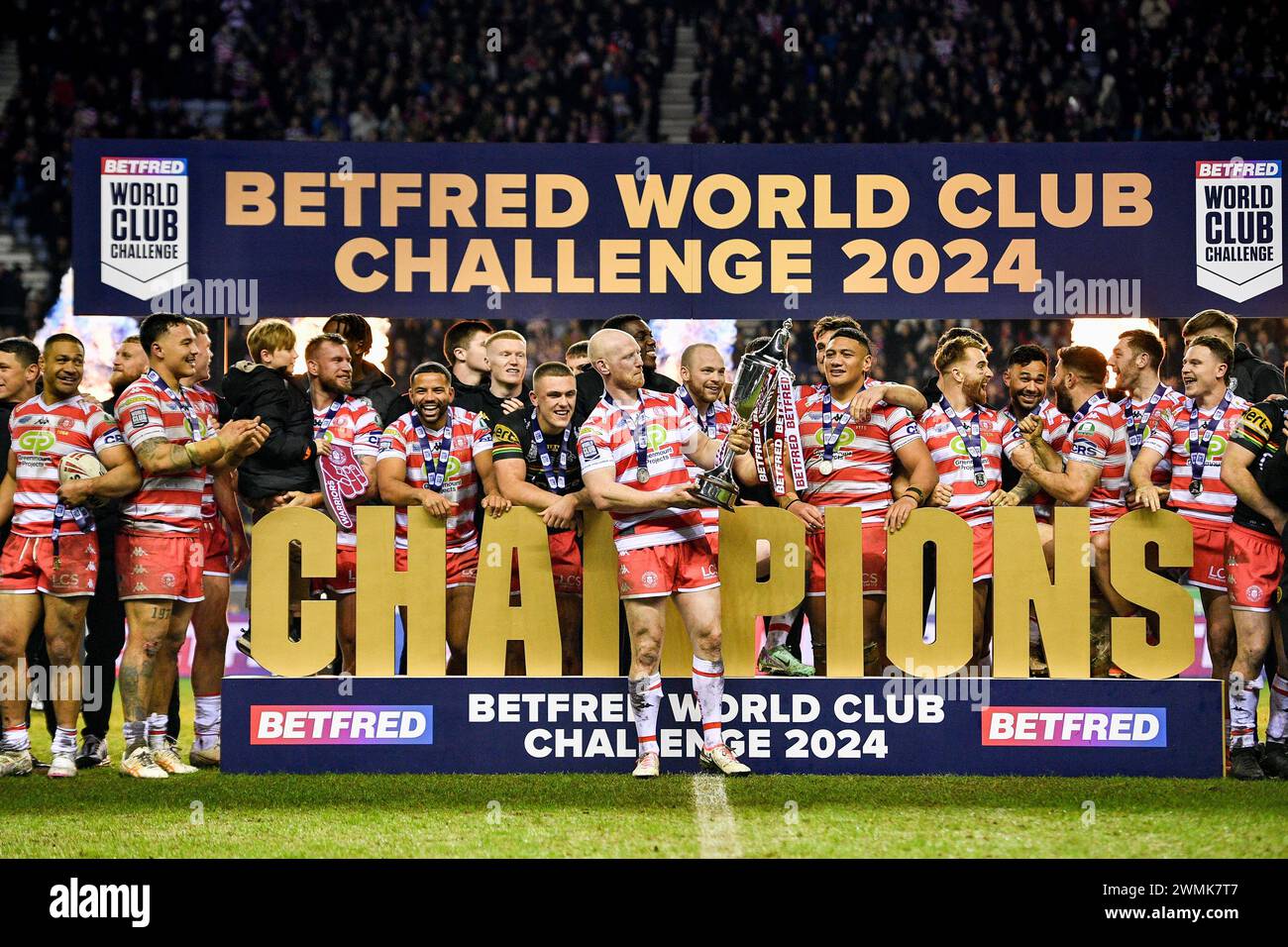 Nrl trophy 2023 hi-res stock photography and images - Alamy