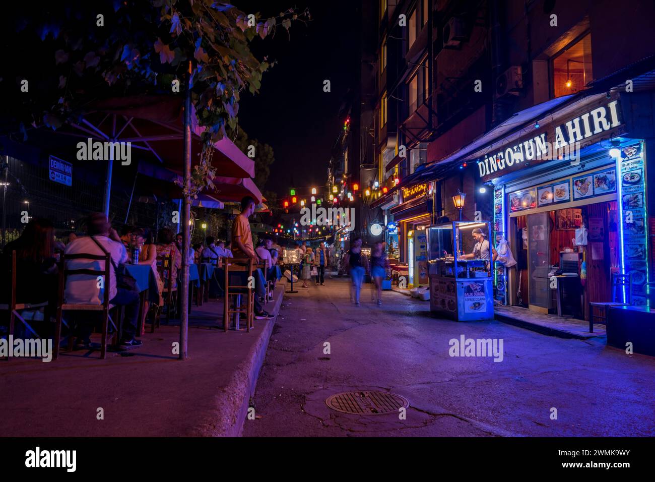 Kiyi balik karakoy hi-res stock photography and images - Alamy