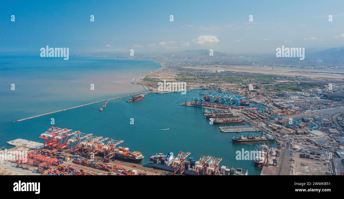 Callao, Lima. Peru - January 2024: Container storage and gantry crane ...
