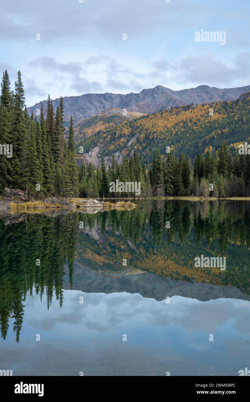 Beautiful lake placid park mountains hi-res stock photography and ...