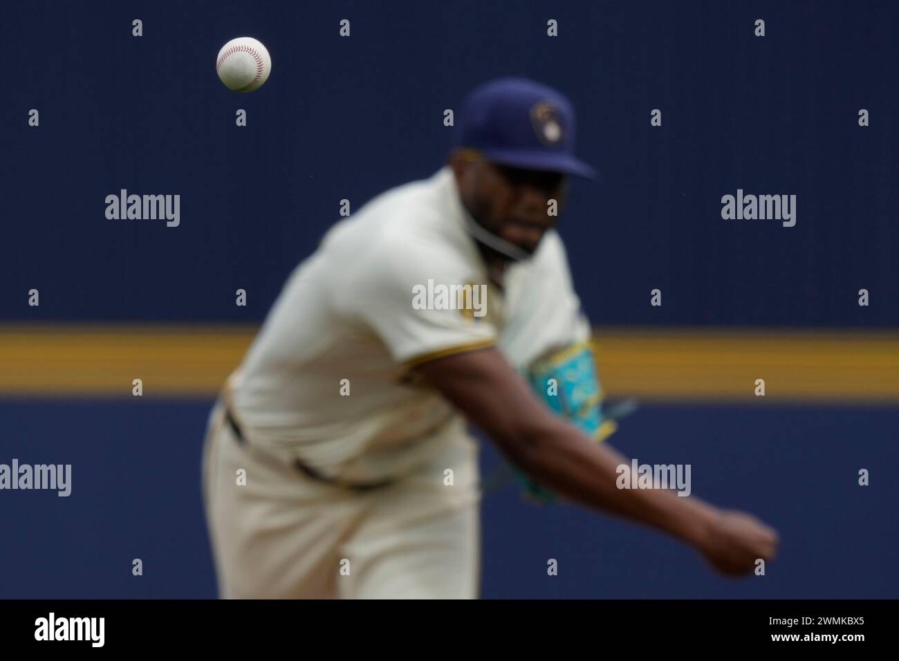 Milwaukee Brewers pitcher Elvis Peguero throws during the second inning ...