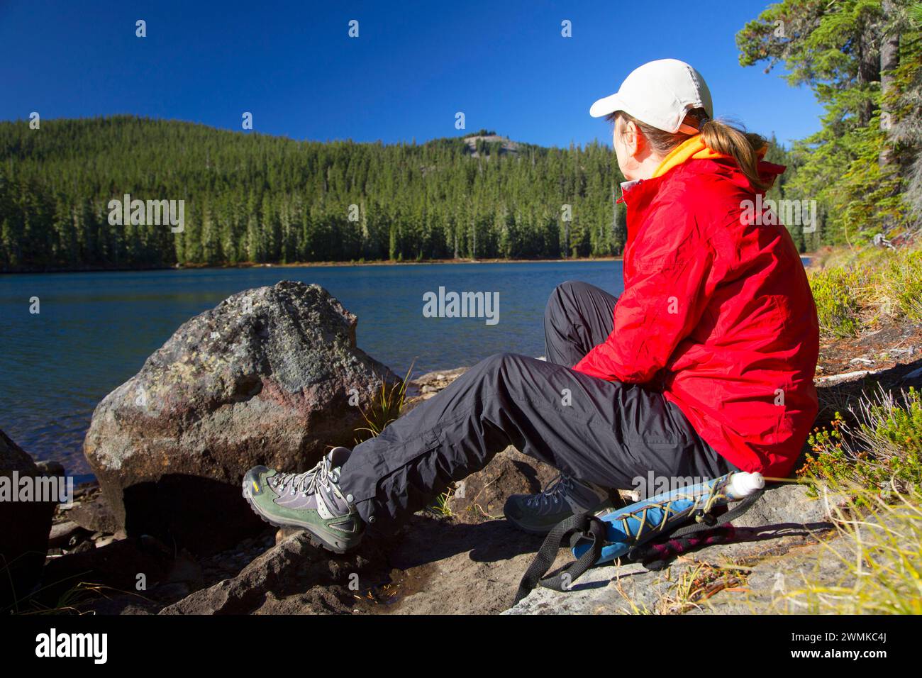 Timber Lake on Timber Lake Trail, Ollalie Lake Scenic Area, Mt Hood ...